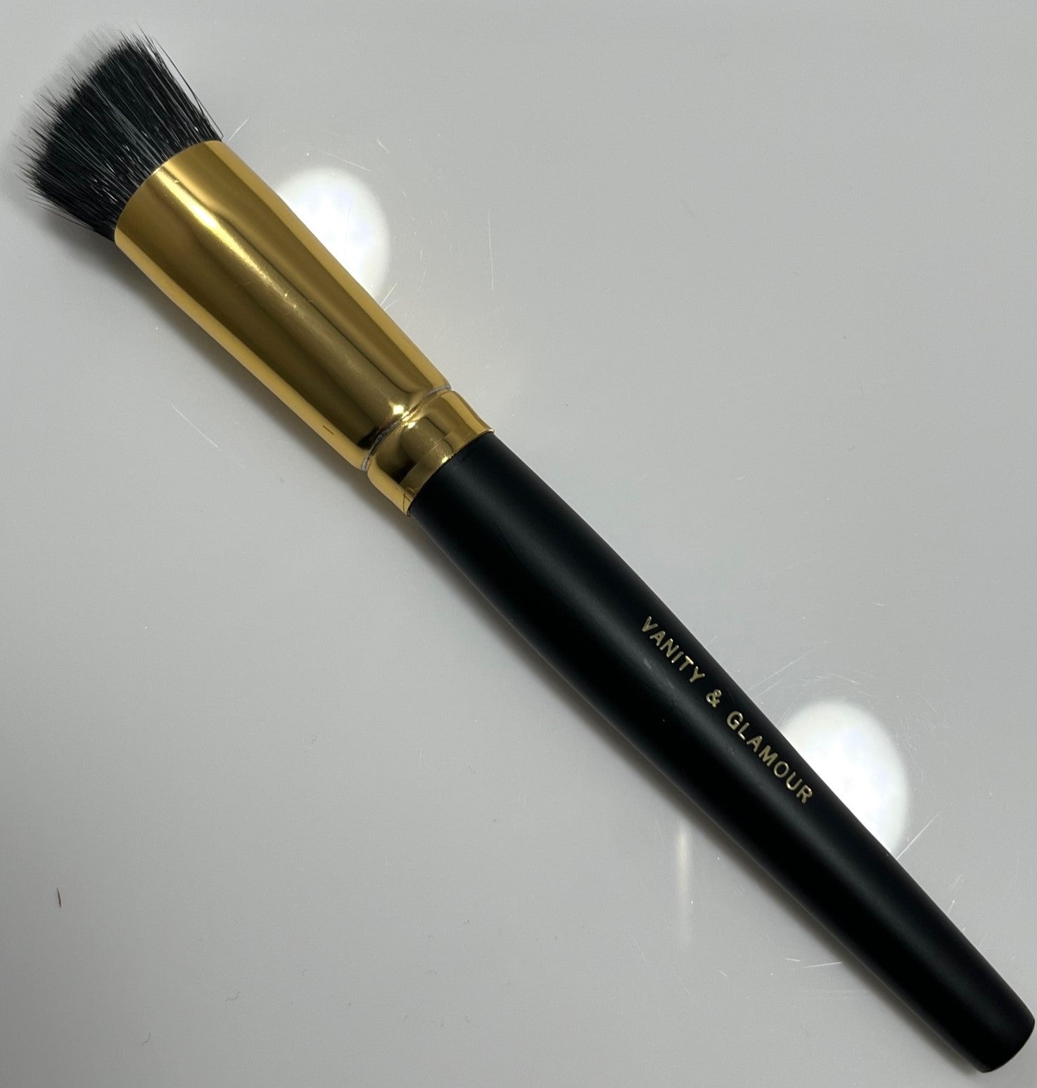 The Stippler – Vanity & Glamour Cosmetics